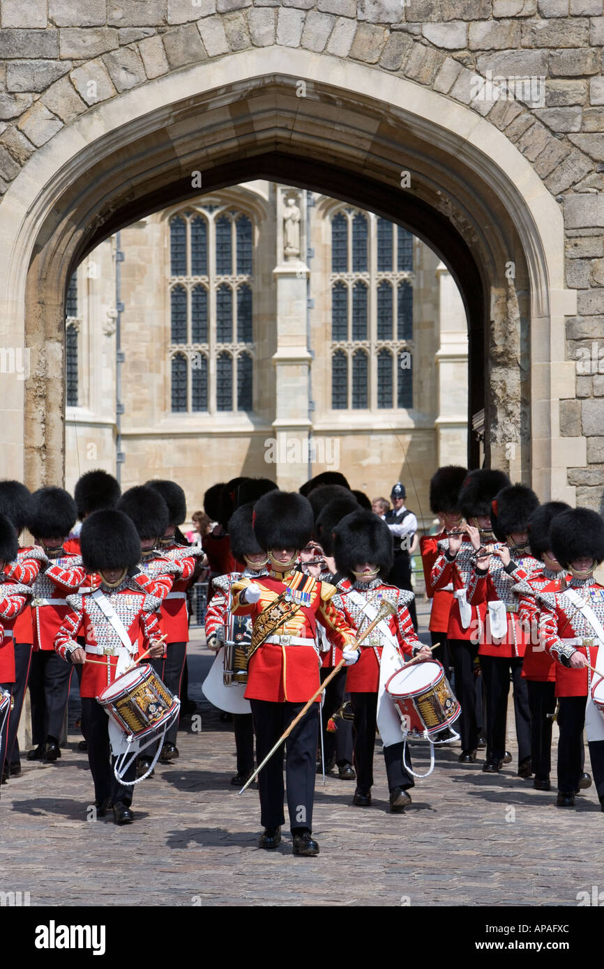 Changing the Guard at Windsor Castle, Windsor, England Stock Photo - Alamy