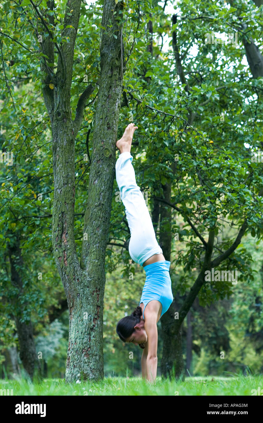 woman standing on hands Stock Photo - Alamy