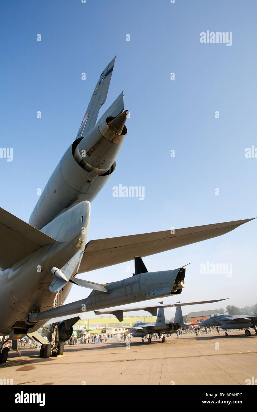 Refueling boom hi-res stock photography and images - Alamy