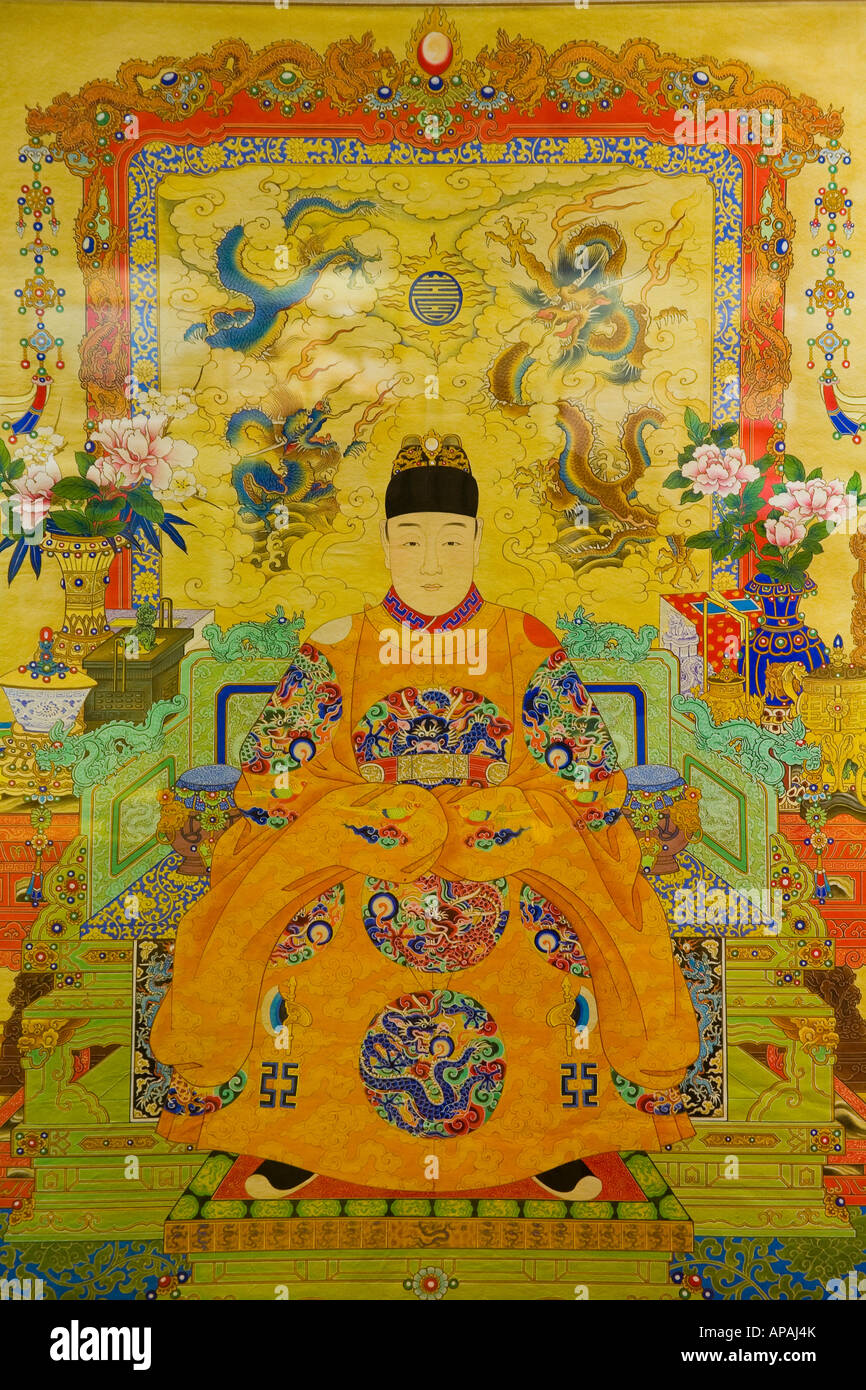 Chinese emperor painting hi-res stock photography and images - Alamy
