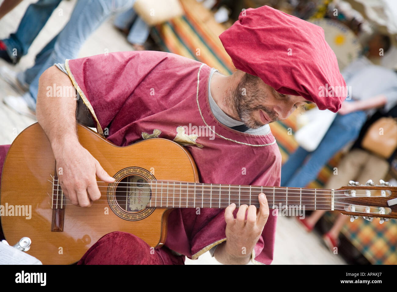 Medieval musician france hi-res stock photography and images - Alamy