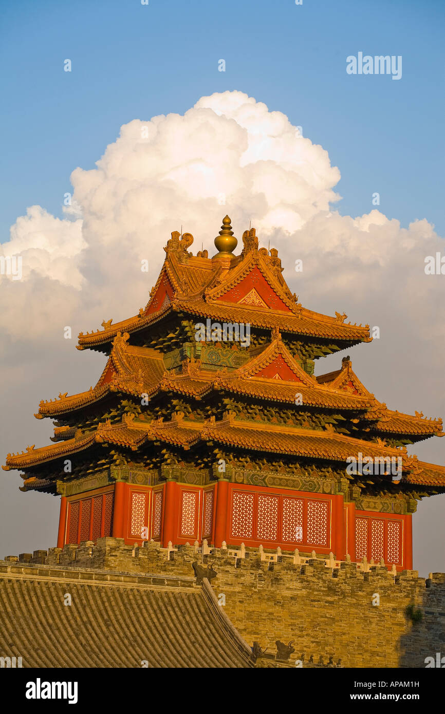Corner pavillion hi-res stock photography and images - Alamy