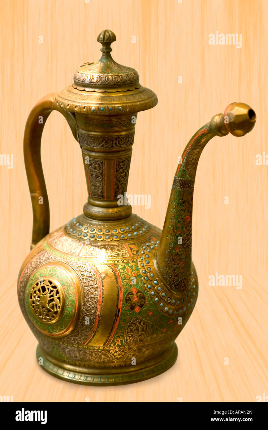 Old brass water pot hi-res stock photography and images - Alamy