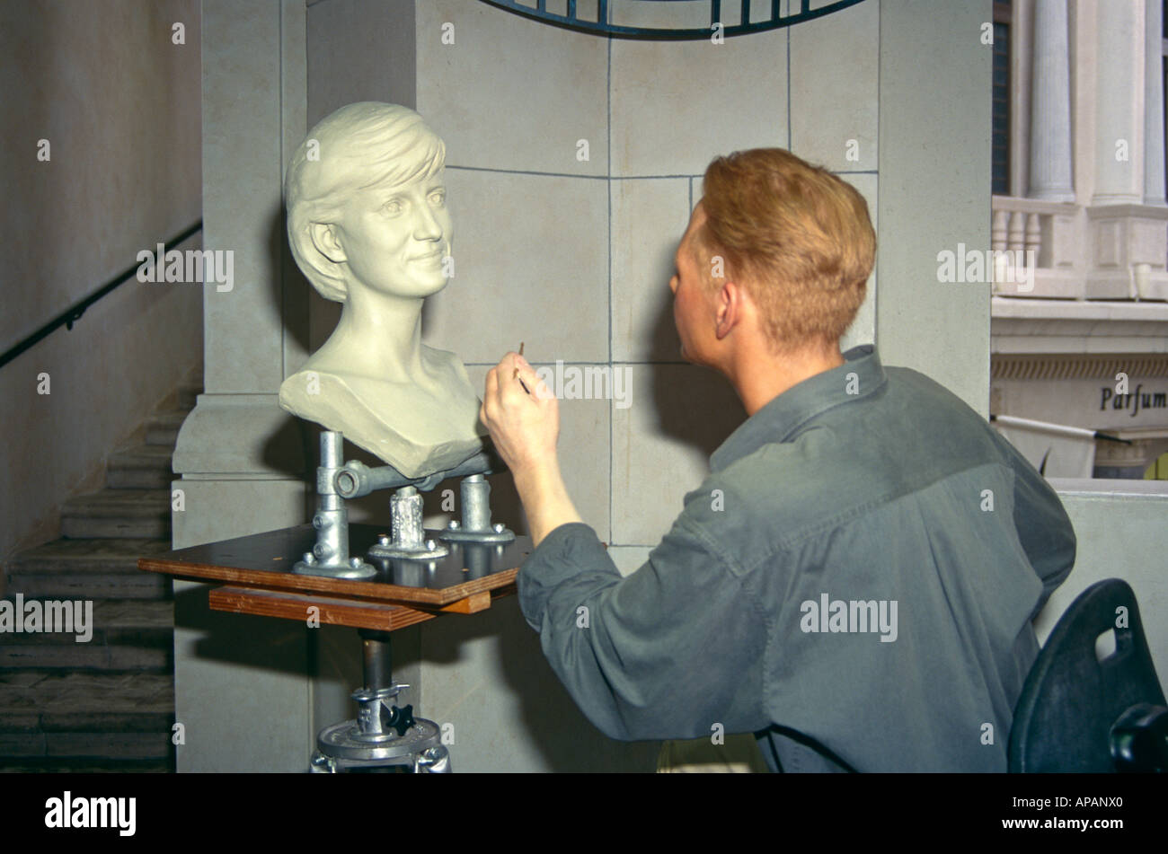 Waxwork model of Princess Diana and artist in Madame Tussauds, The ...