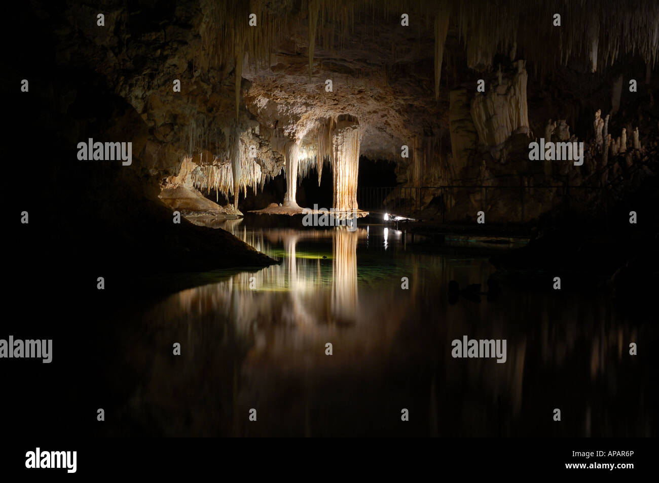 Australia Cavern Tour High Resolution Stock Photography and Images - Alamy