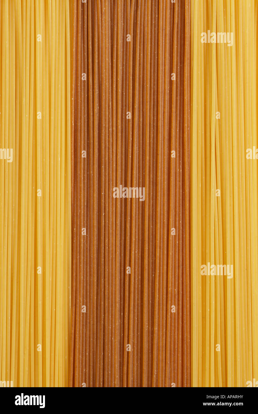 Close up uncooked spaghetti hi-res stock photography and images - Alamy