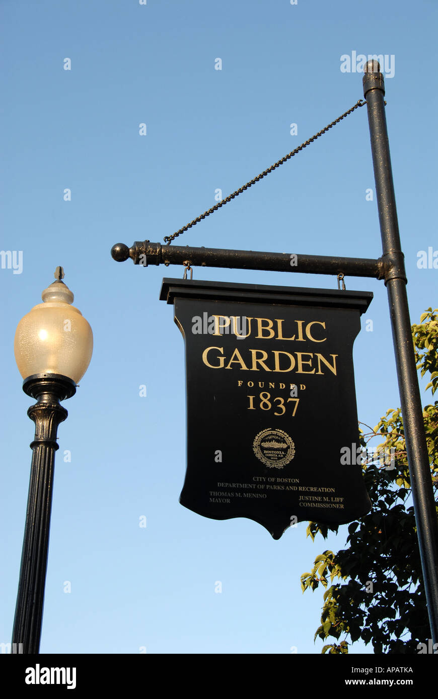 Boston public garden sign hi-res stock photography and images - Alamy