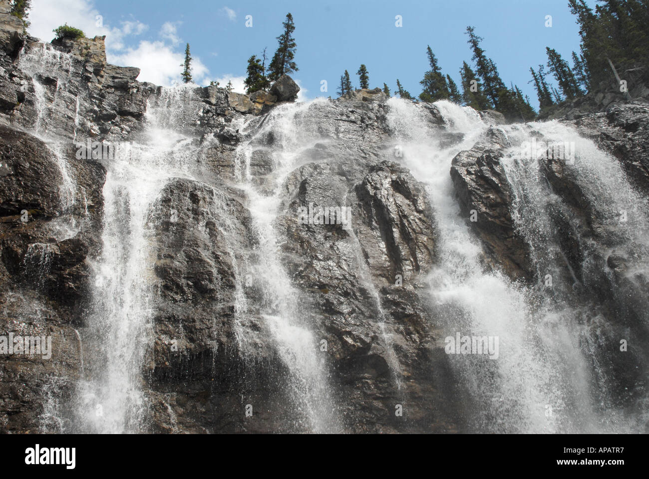 Waterfall plunges down a cliff hi-res stock photography and images - Alamy