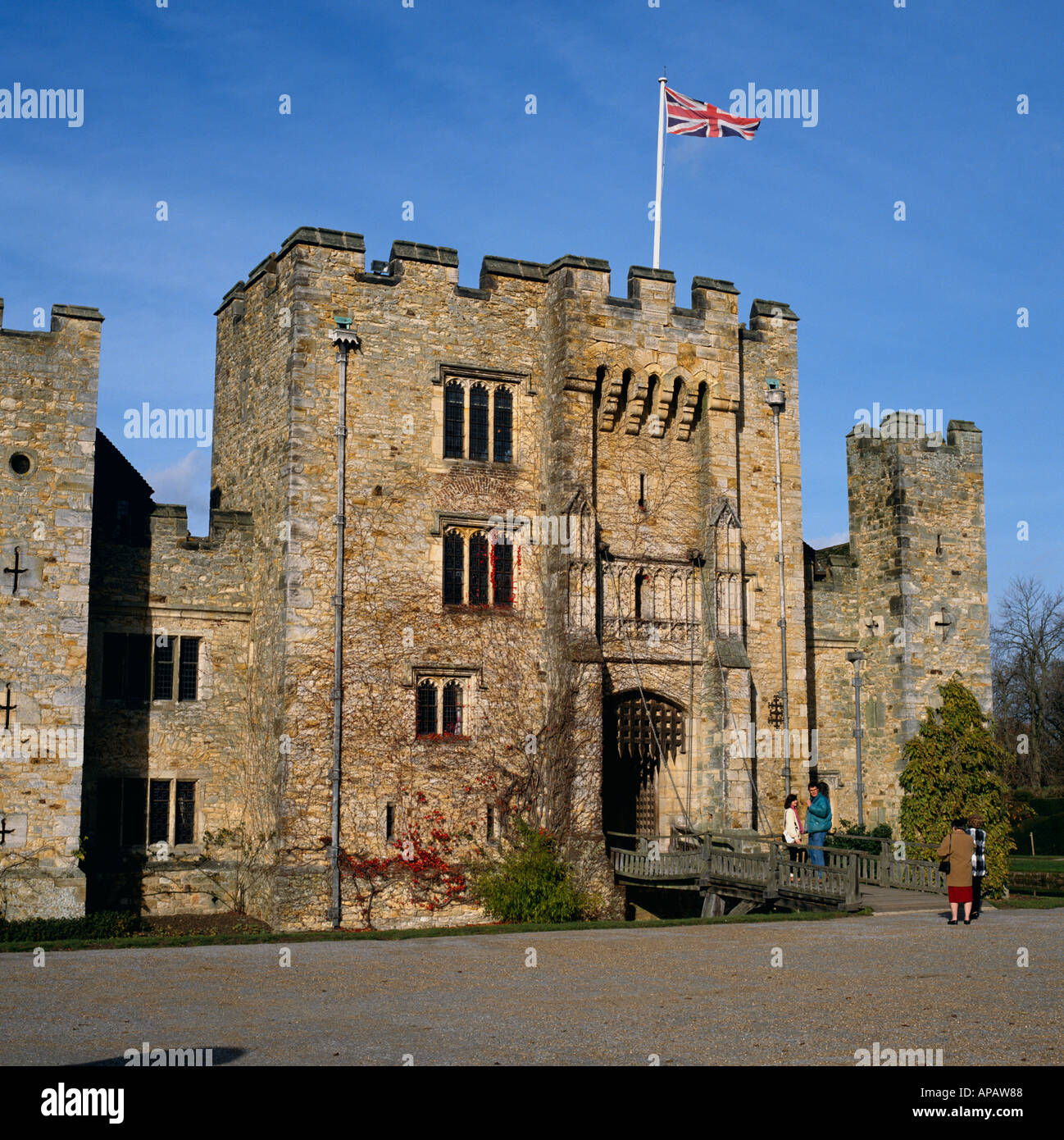 Medieval castle kent hi-res stock photography and images - Alamy
