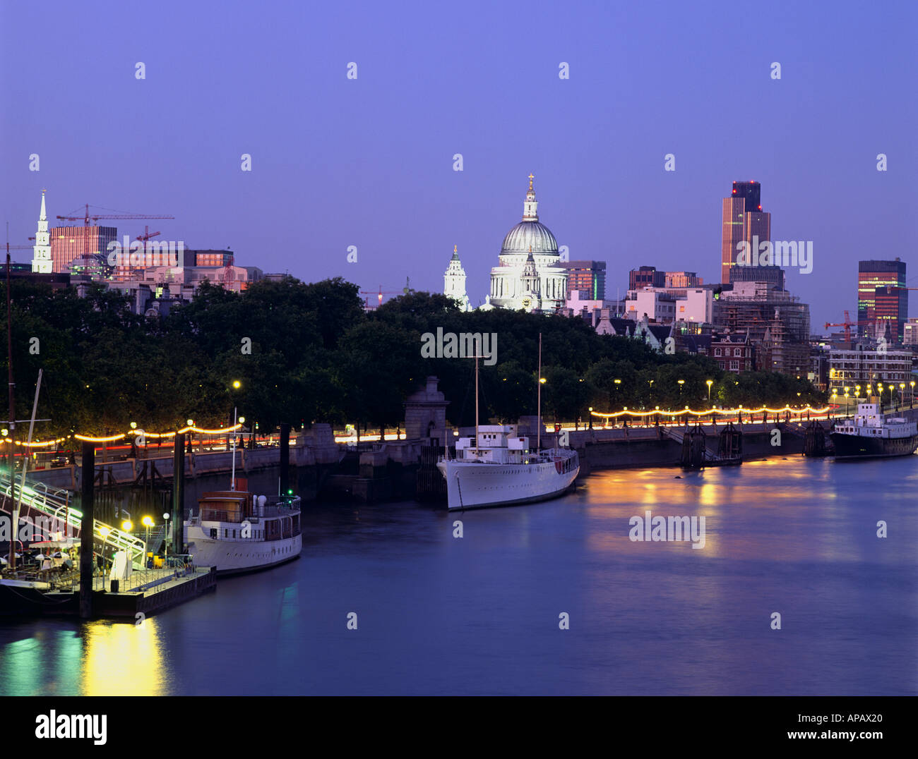 Waterloo Sunset London England U.K Stock Photo - Alamy