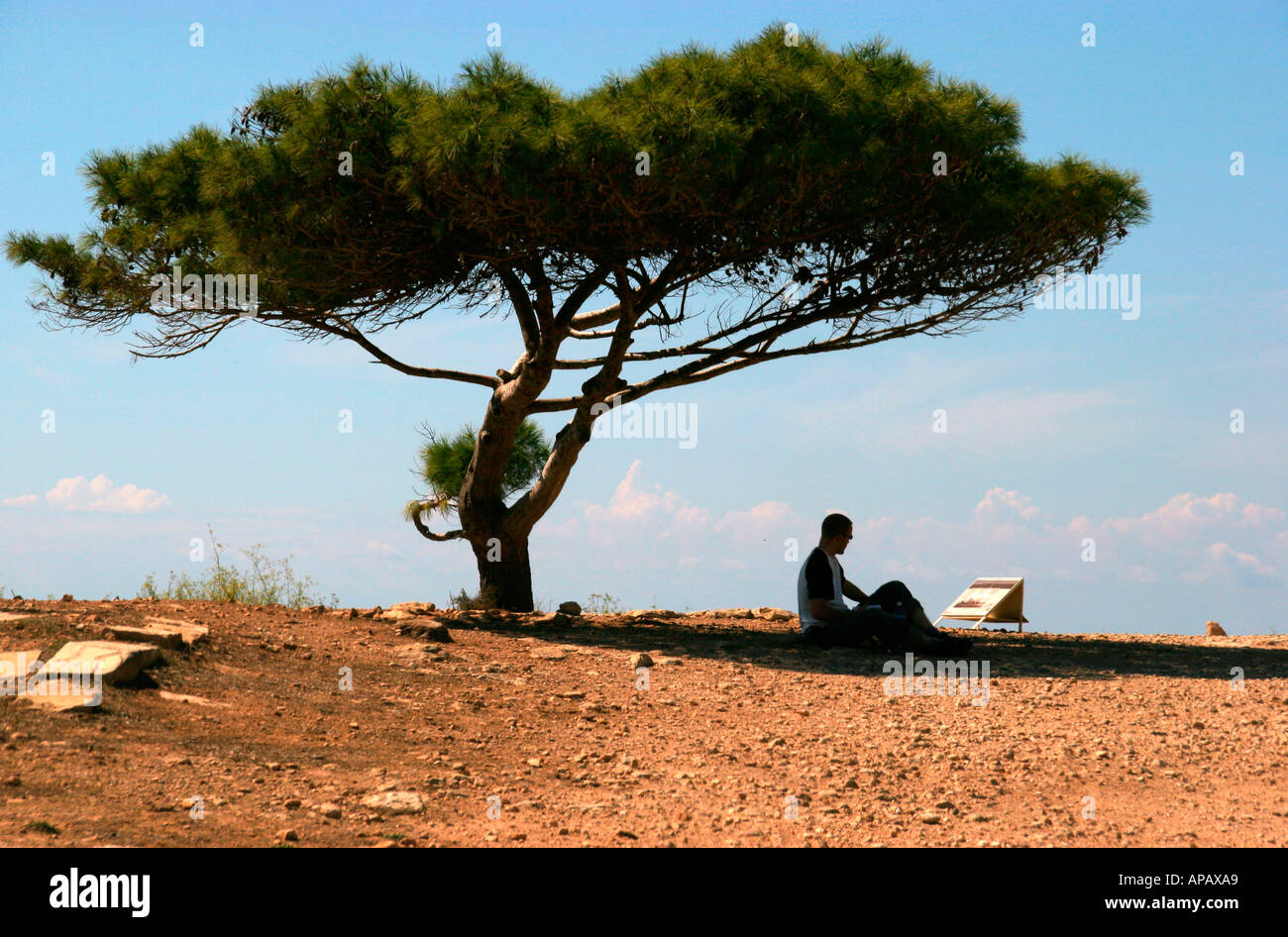 Shade hot heat hi-res stock photography and images - Alamy