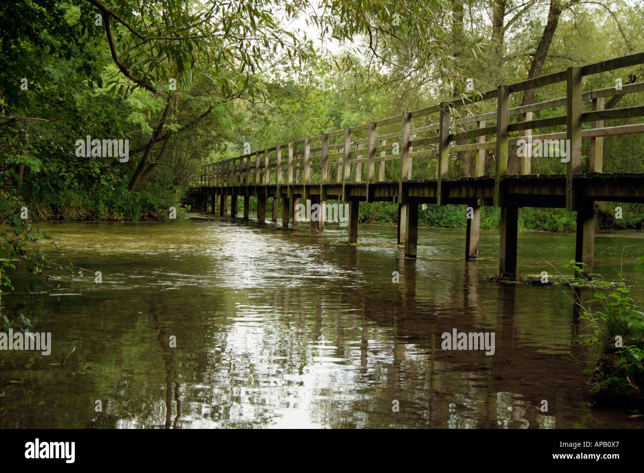 Bridge over the River Test at Wherwell southern Hampshire England UK ...