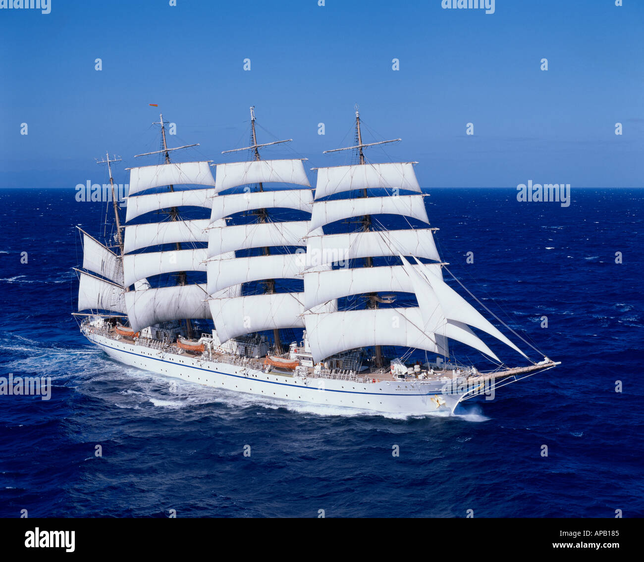 Nippon maru tall sailing ship hi-res stock photography and images - Alamy