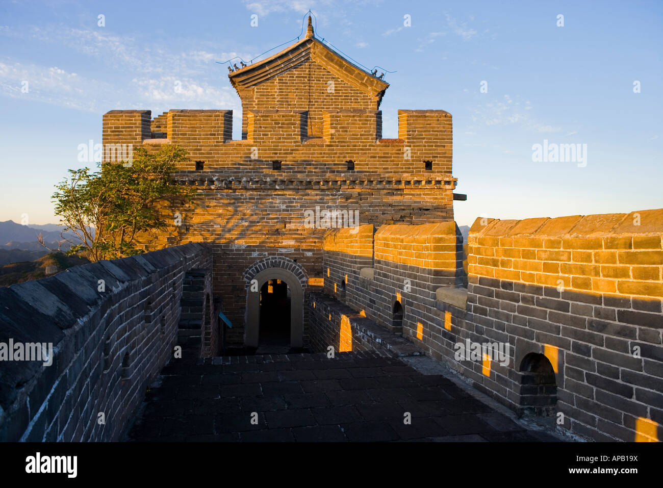 Great Wall of Jinshanling Stock Photo - Alamy