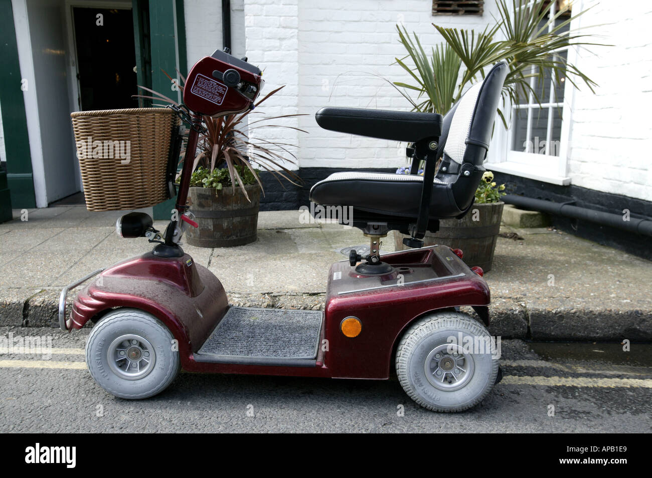 Mobility car hi-res stock photography and images - Alamy