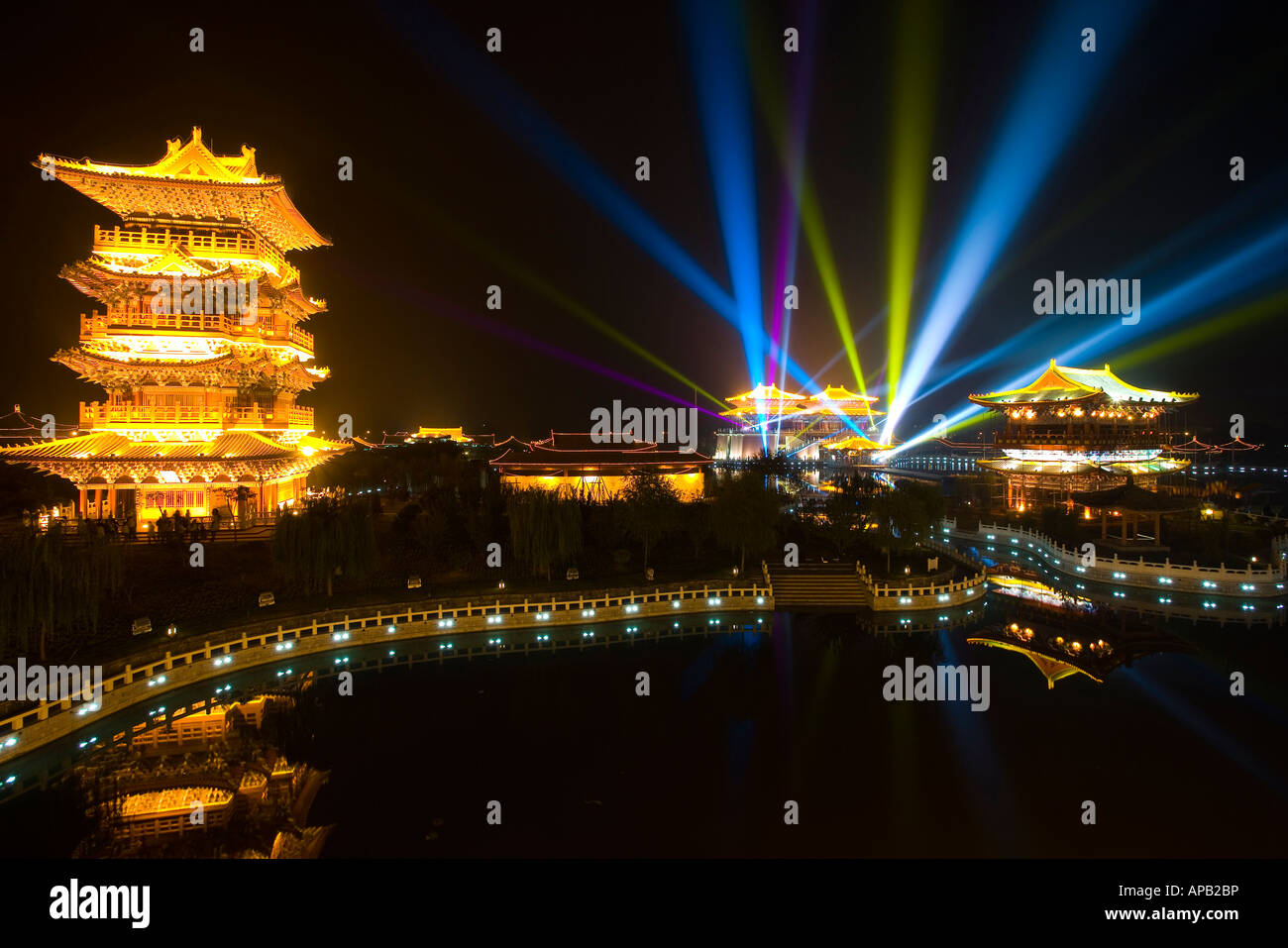 Qingming river garden hi-res stock photography and images - Alamy