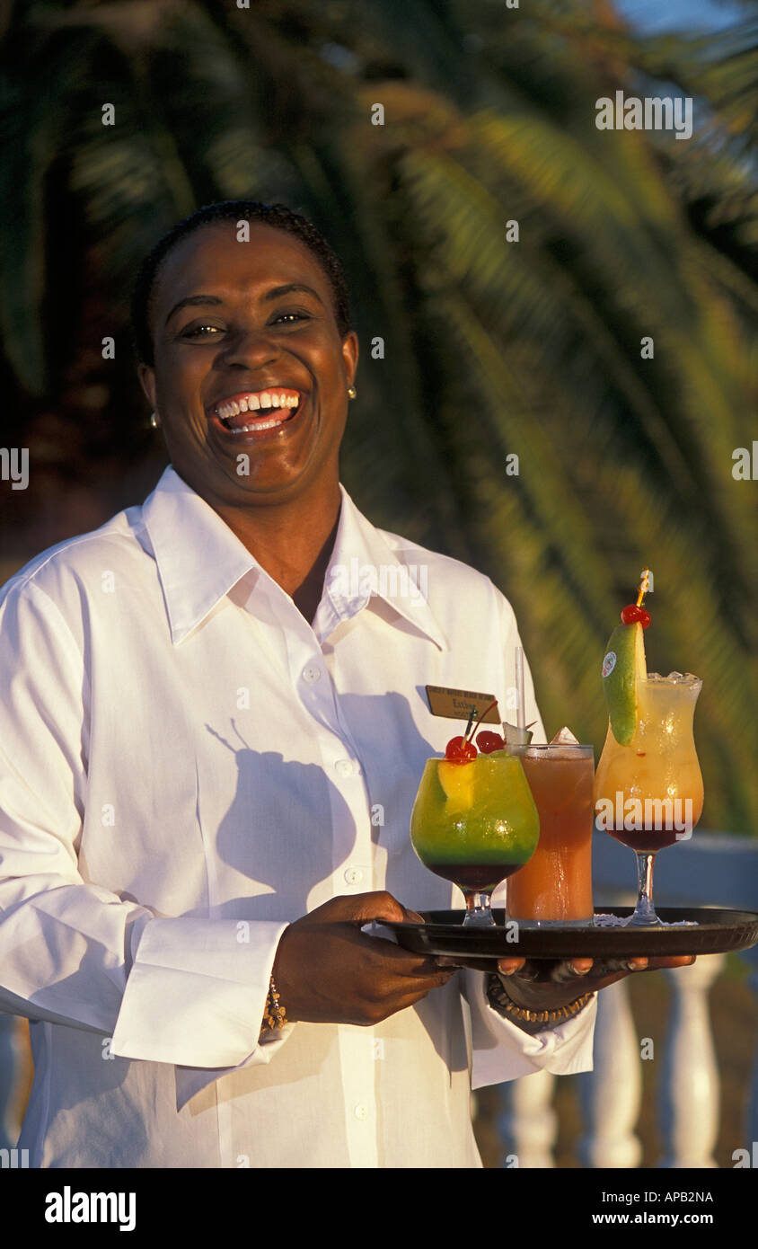 Resort waitress with cocktail hi-res stock photography and images - Alamy