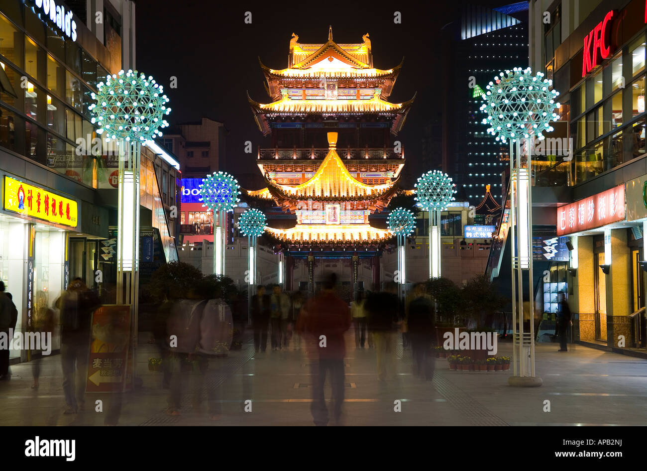 Jinshan temple Jiangsu Stock Photo - Alamy