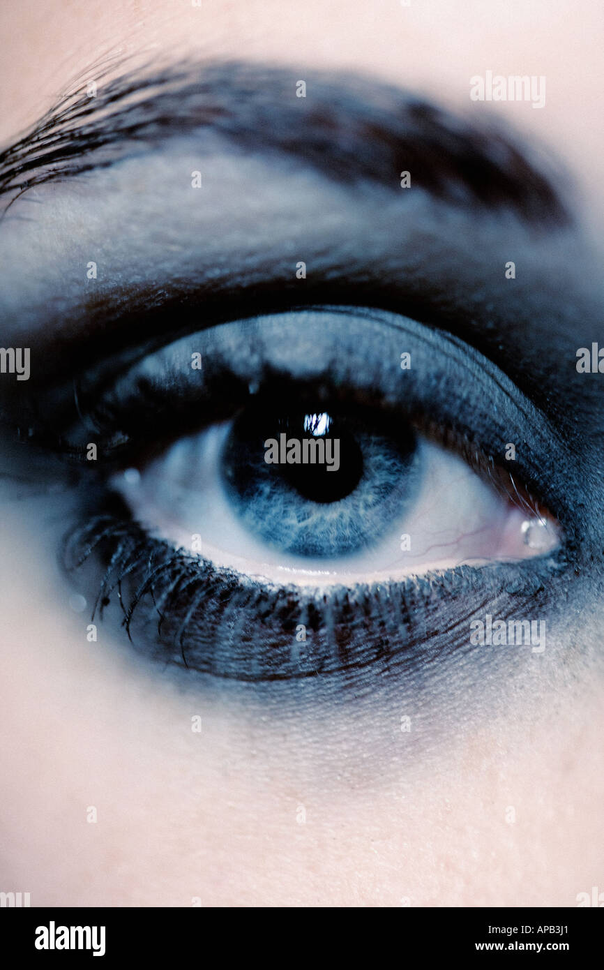 Open And Close Eye High Resolution Stock Photography and Images - Alamy