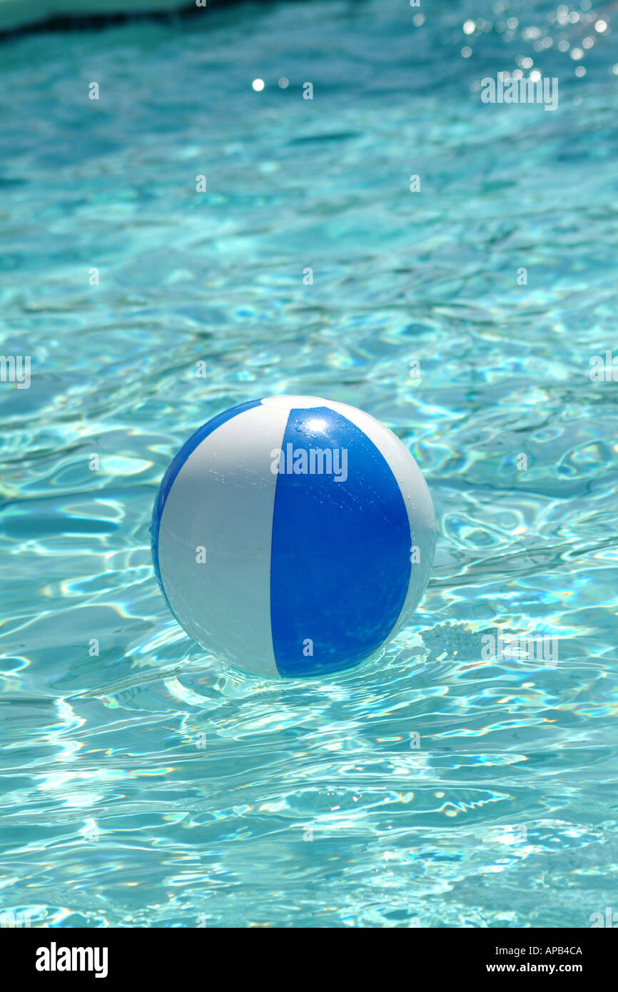 Beach ball in pool beachball hi-res stock photography and images - Alamy
