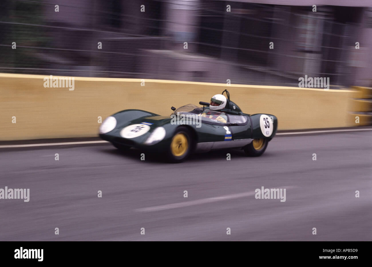 racing car , macau grand prix Stock Photo - Alamy