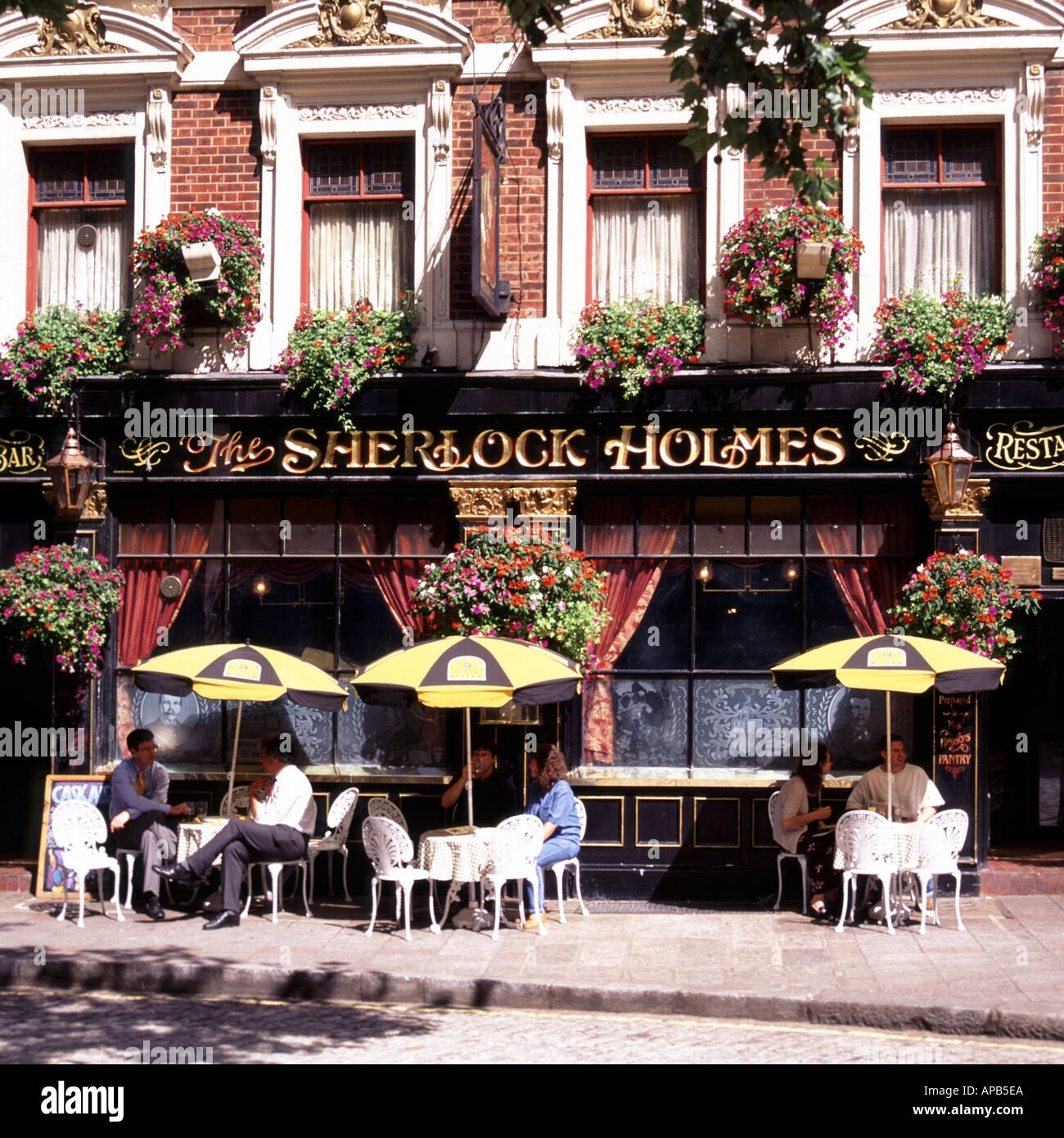 Sherlock holmes book hi-res stock photography and images - Alamy