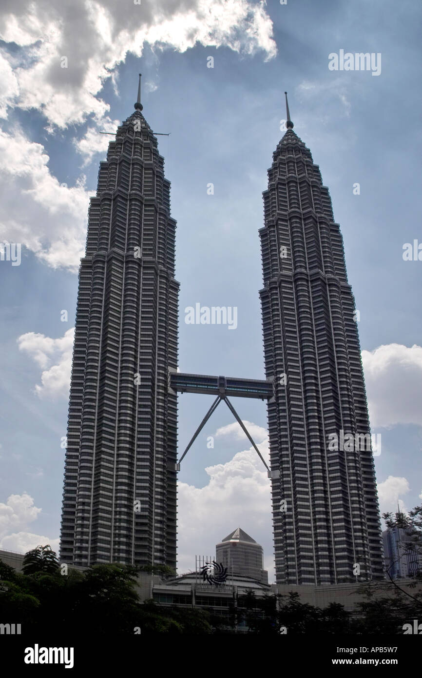 Petronas petroleum hi-res stock photography and images - Alamy