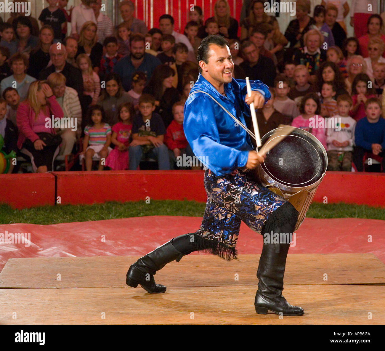 Circus drum hi-res stock photography and images - Alamy