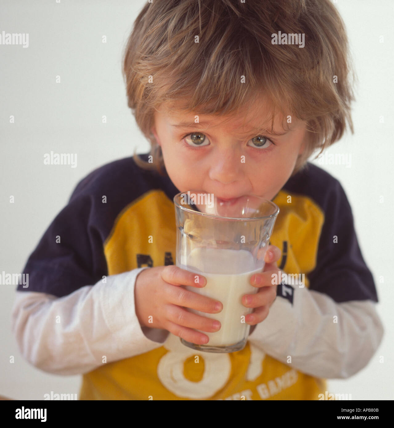 boy drinking glass of milk calcium fresh child Stock Photo - Alamy