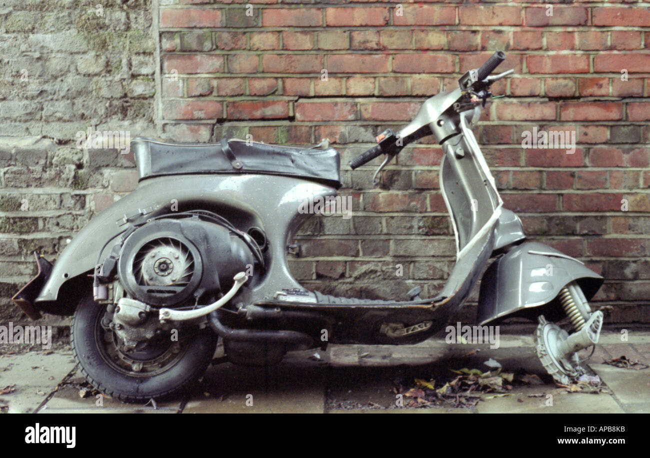 Broken moped hi-res stock photography and images - Alamy