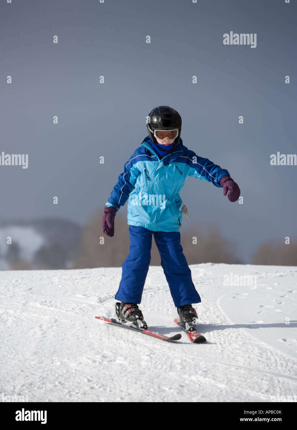Child learn ski hi-res stock photography and images - Alamy
