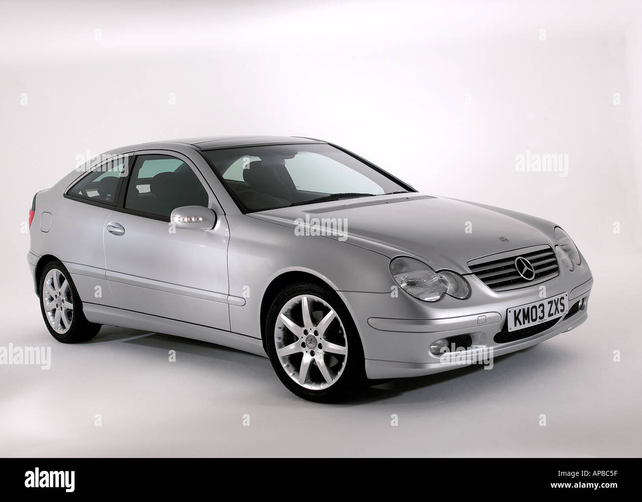 2003 Mercedes Benz C200k Coupe Stock Photo - Alamy