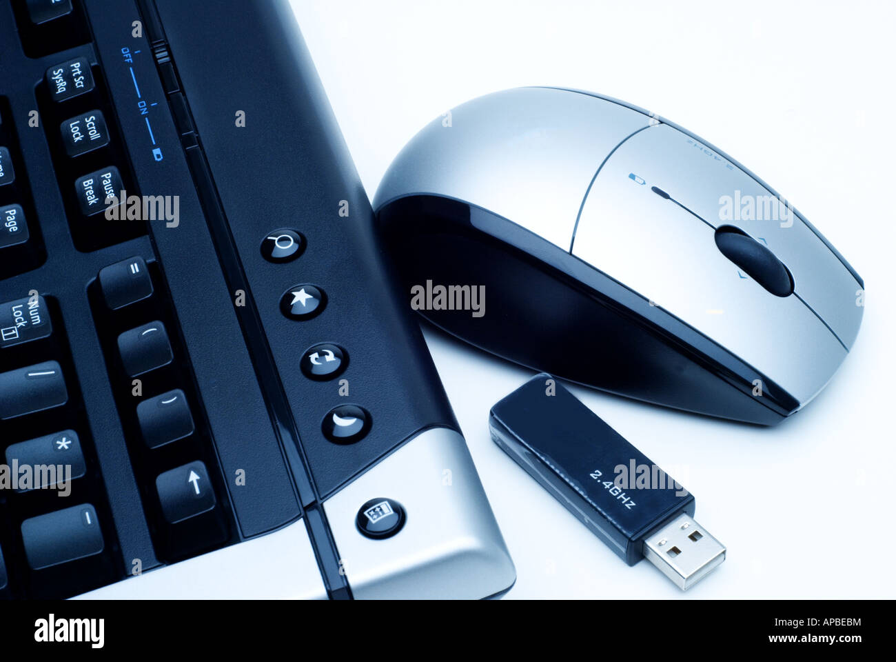 Computer keyboard, mouse and memory stick technology Stock Photo - Alamy