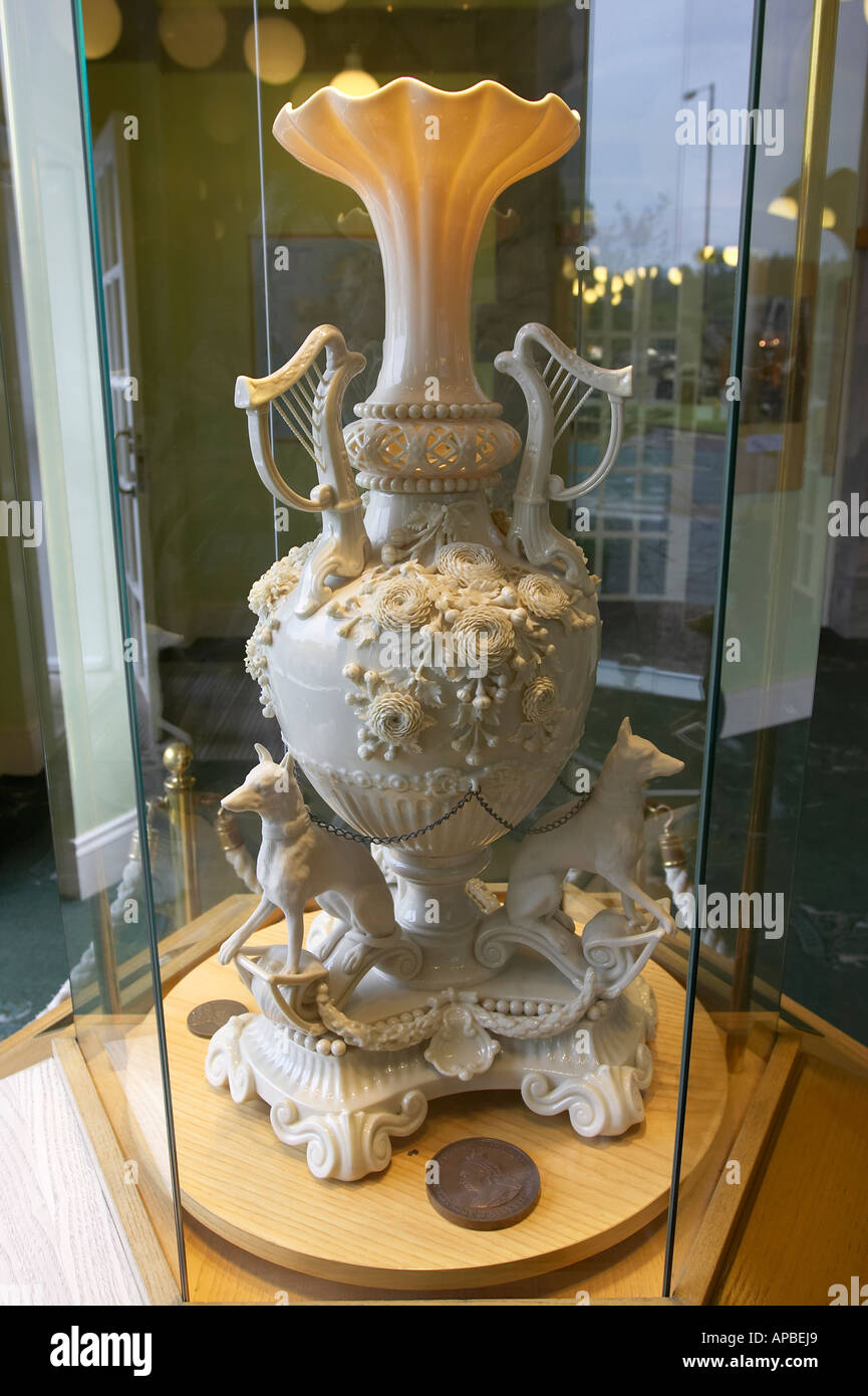 Irish pottery the belleek pottery hi-res stock photography and images ...