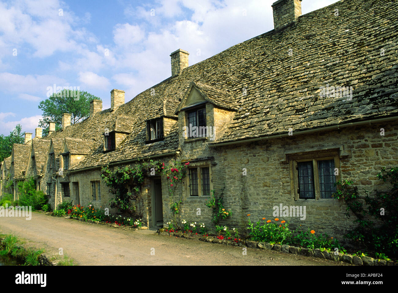 Arlington row cottages hi-res stock photography and images - Alamy