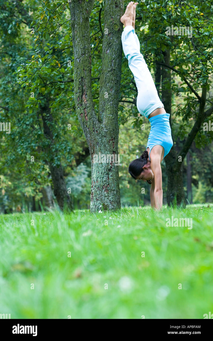 woman standing on hands Stock Photo - Alamy