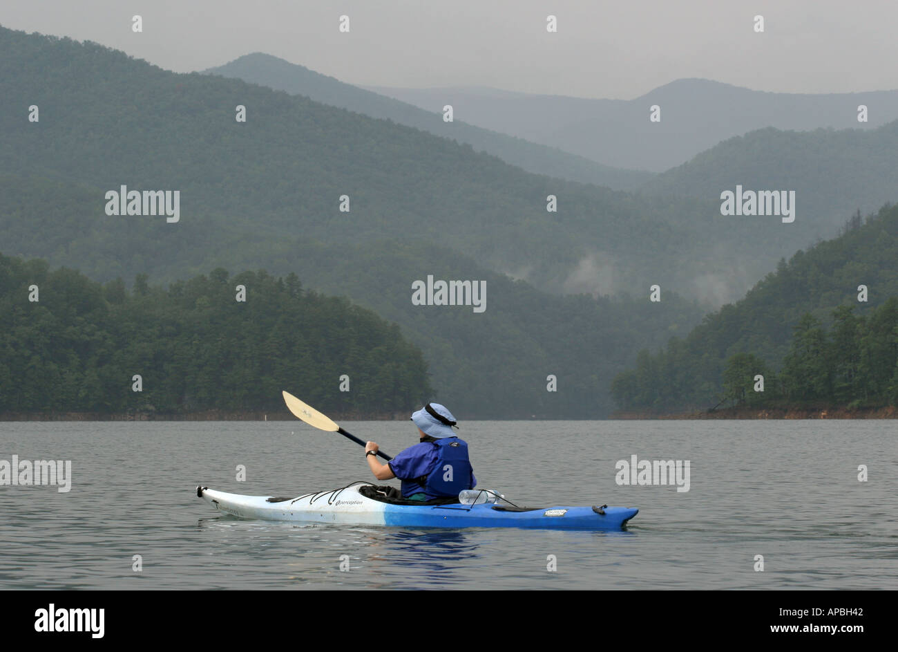 great smoky mountain national park kayaker Stock Photo - Alamy