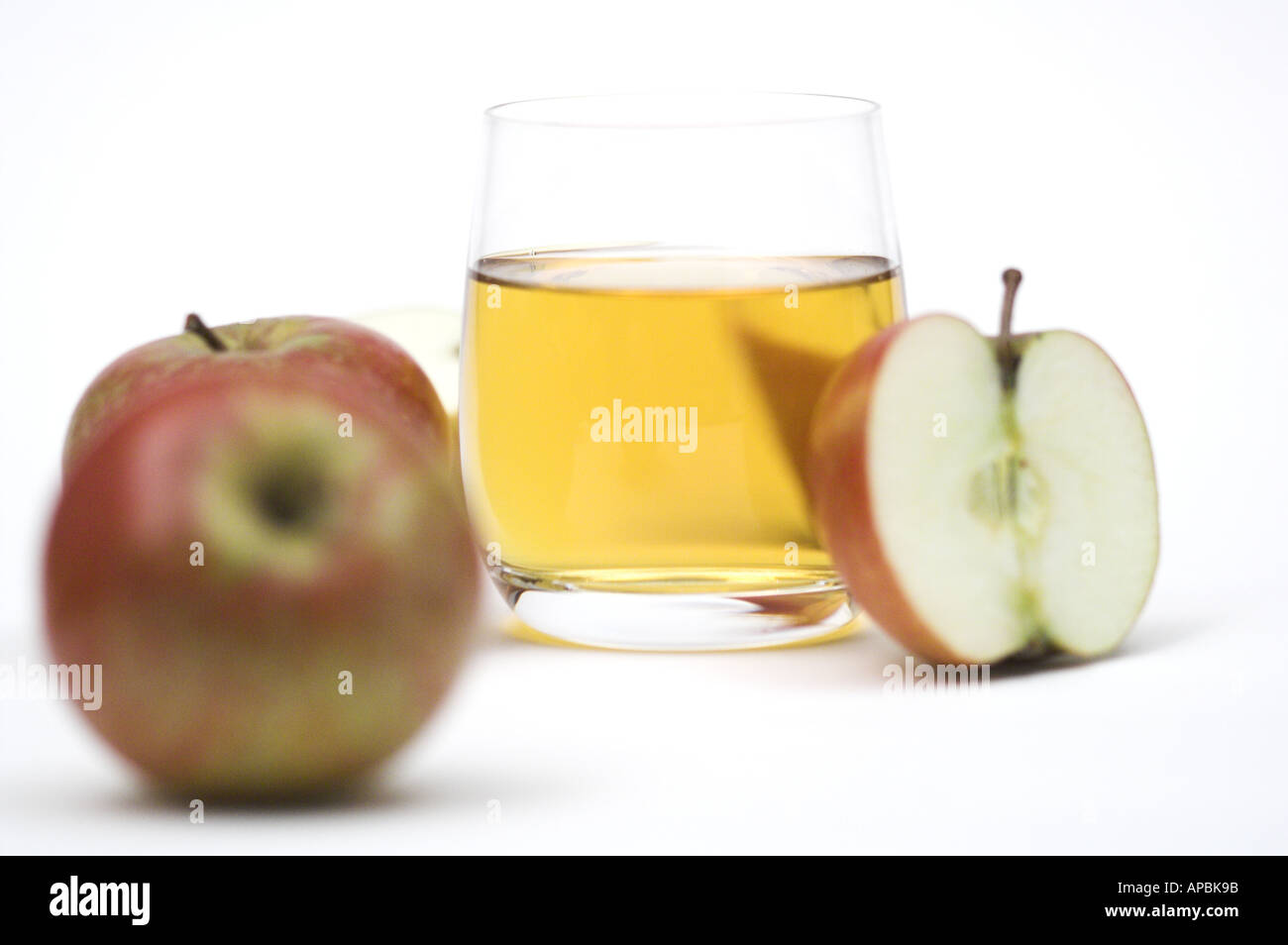 Apple Juice drink with Cox Apples Fruit Stock Photo - Alamy