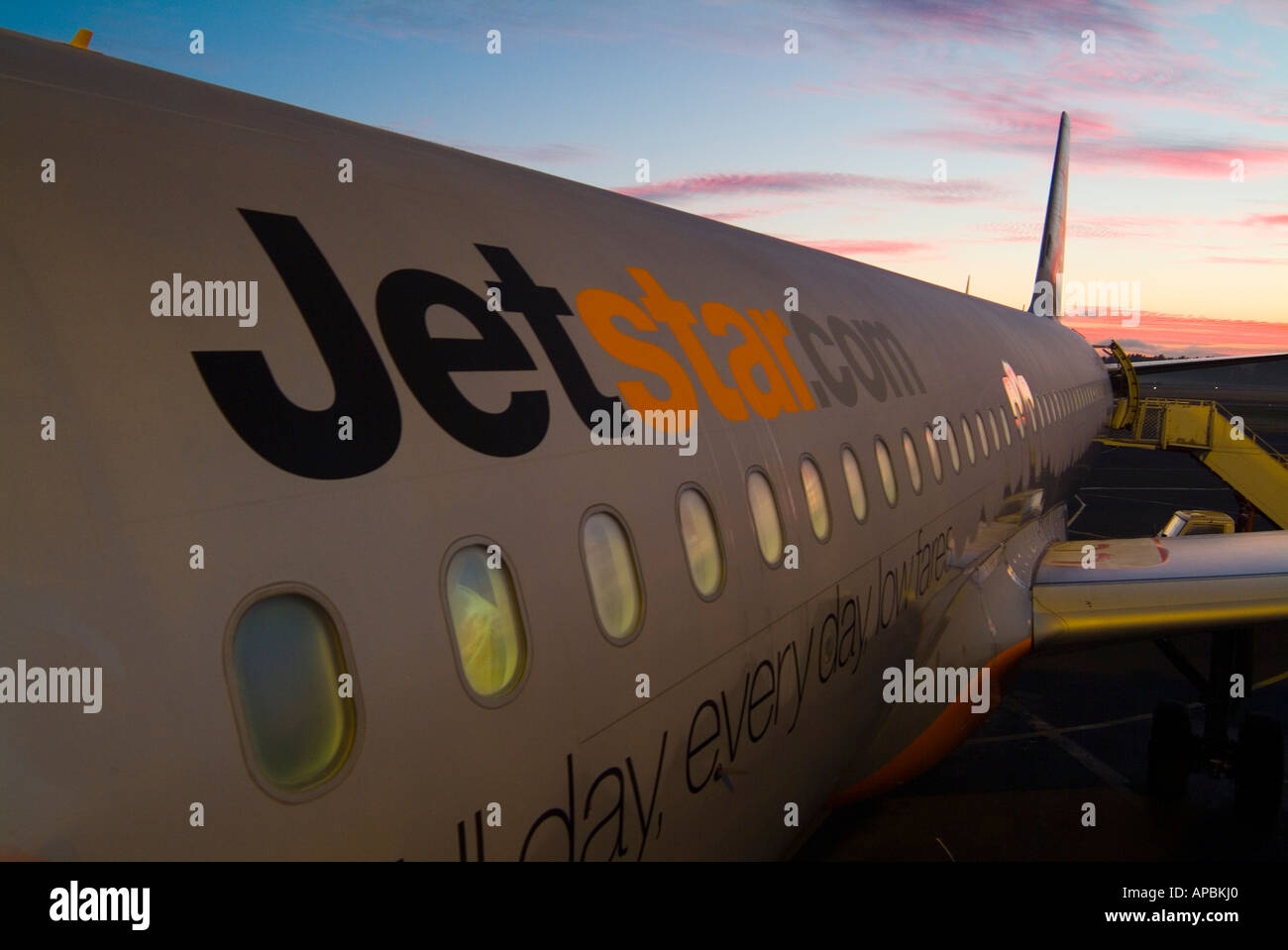 Jetstar Logo Jetstar Launches Trio Of International Routes Over 2 Days