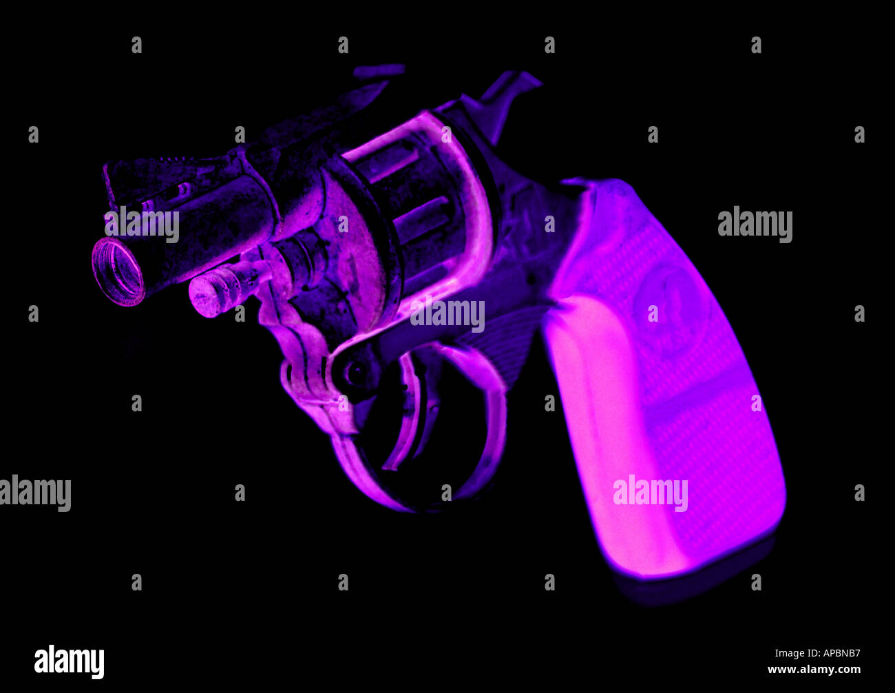 Purple aim hi-res stock photography and images - Alamy