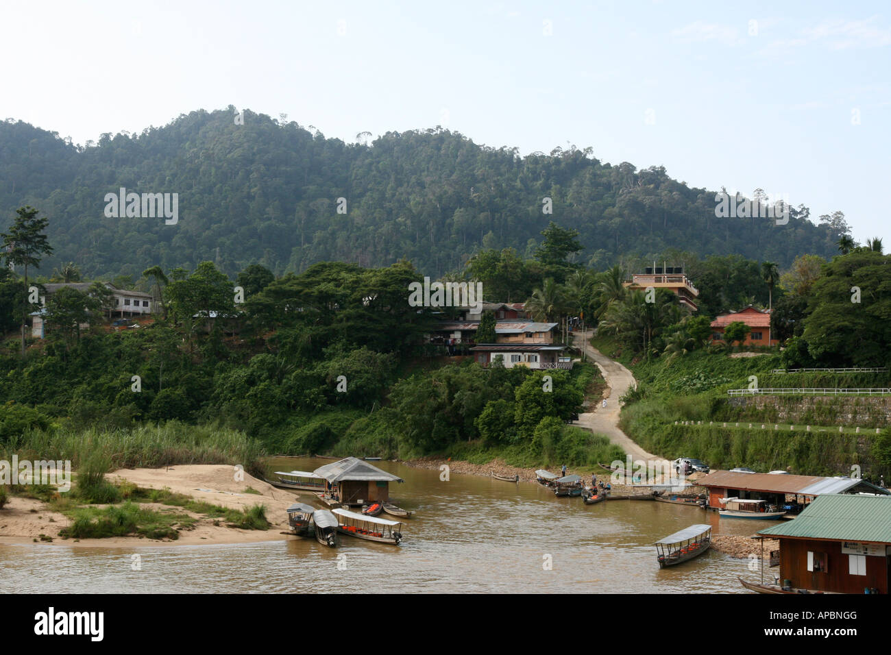 Kuala Tahan village across the Tembeling river from the main entrance ...