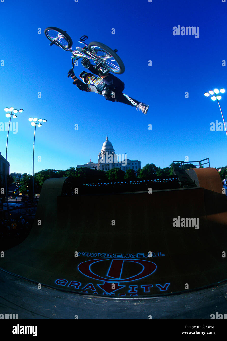 Bmx in action hi-res stock photography and images - Alamy