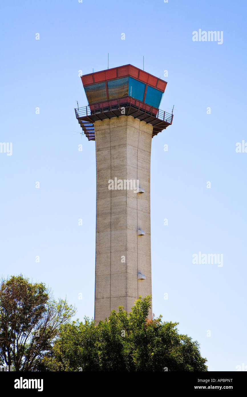Airport control tower plane hi-res stock photography and images - Alamy