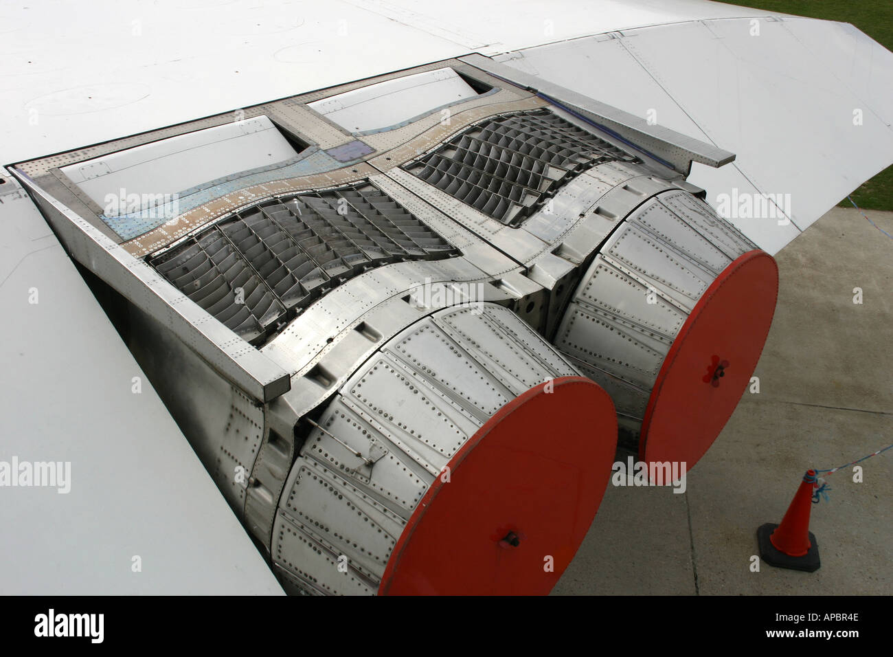 Aviation aircraft exhausts exhaust hi-res stock photography and images ...