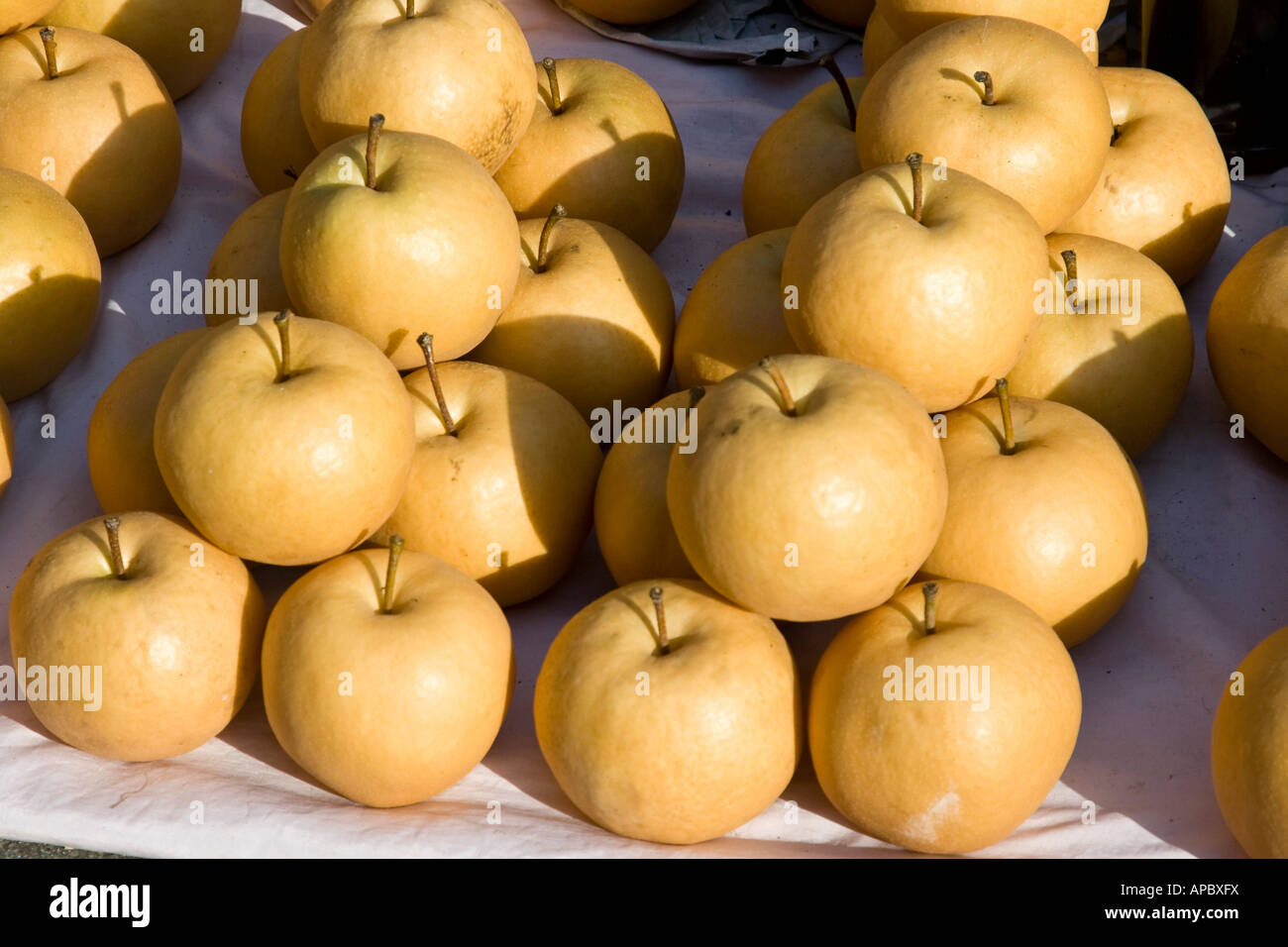 Korean Pear or Asian Pears in Namdaemun Market Seoul South Korea Stock ...
