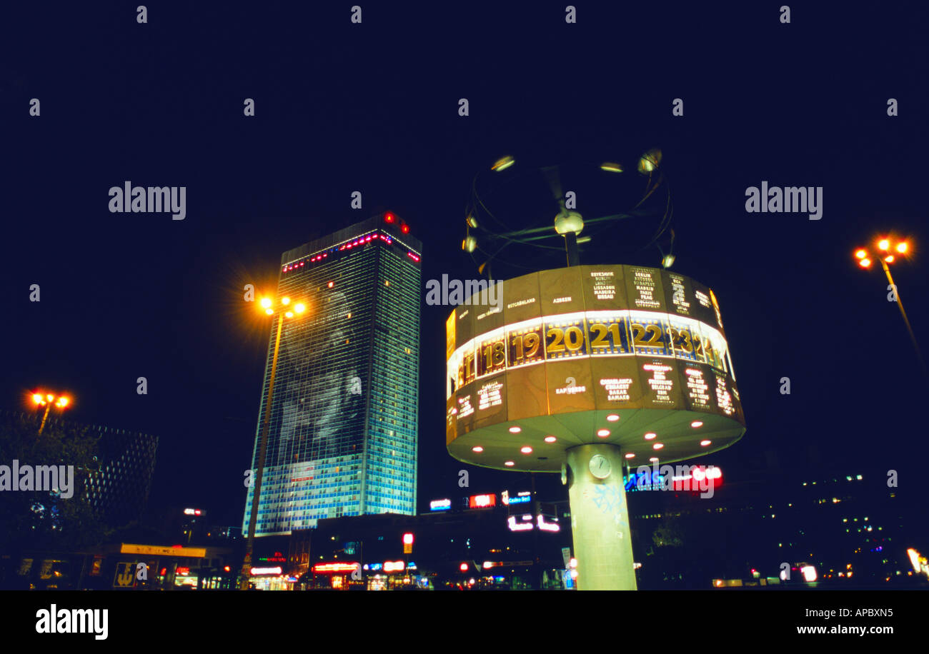 Berlin architectural highlights hi-res stock photography and images - Alamy