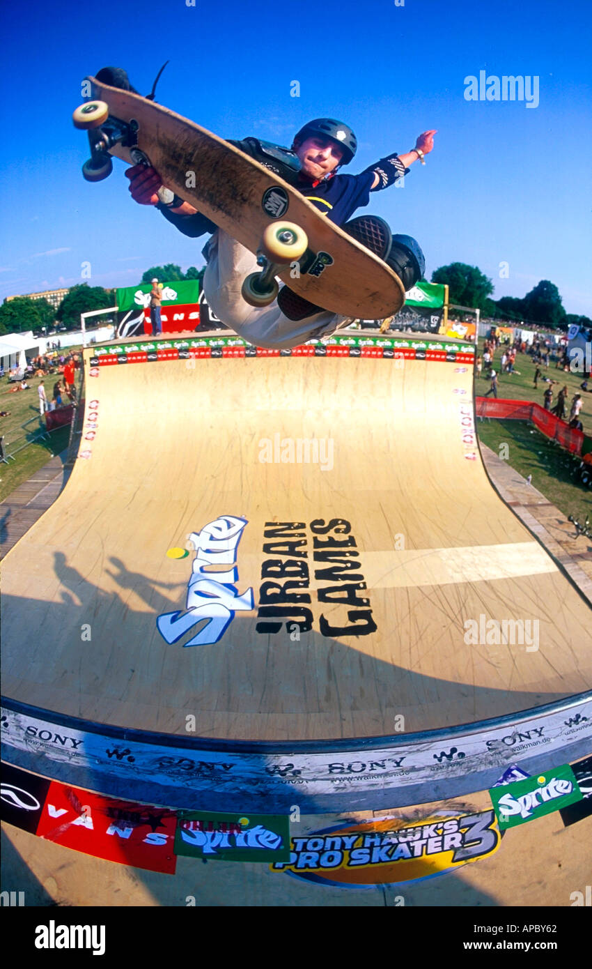 Mike edwards hi-res stock photography and images - Alamy