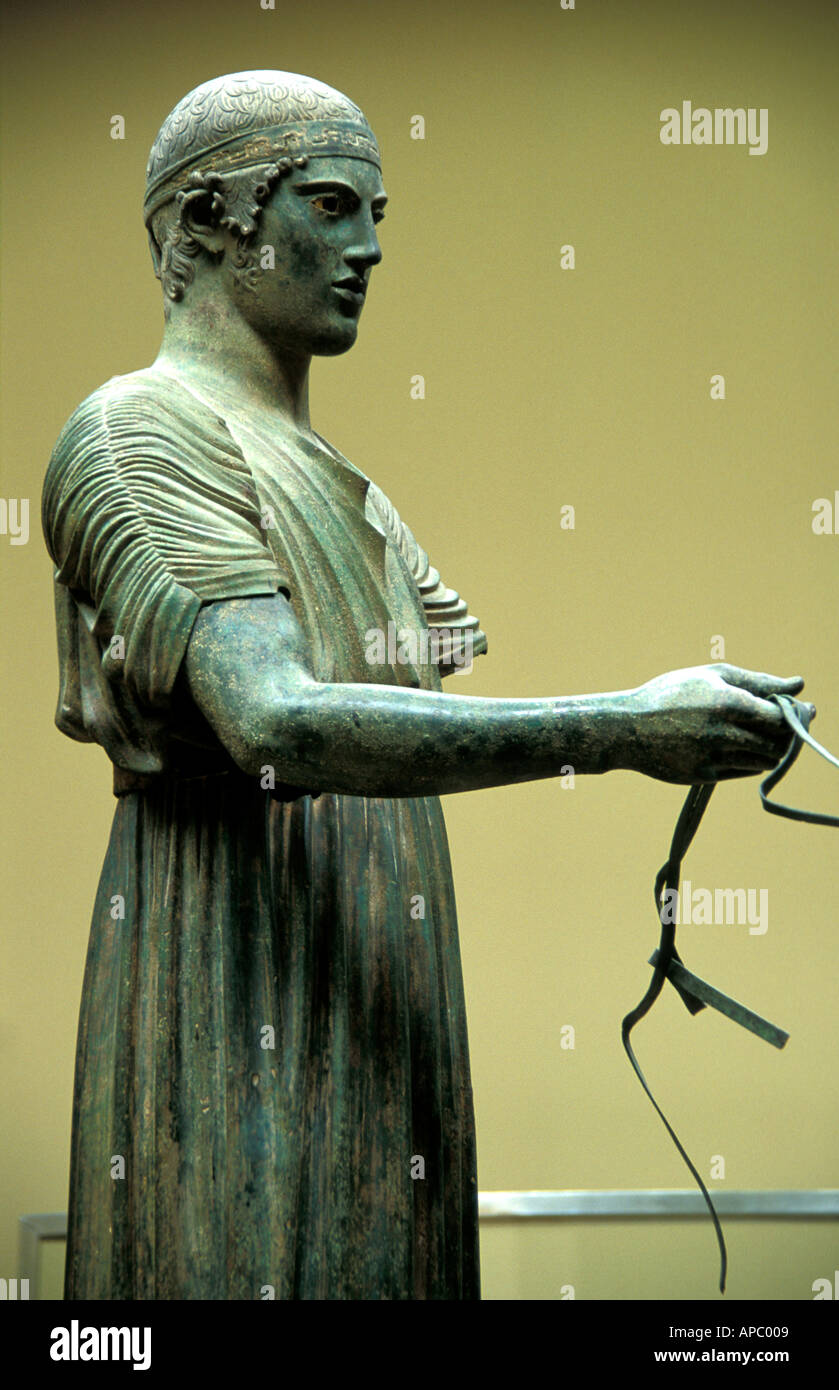 Statue of charioteer delphi greece hi-res stock photography and images ...