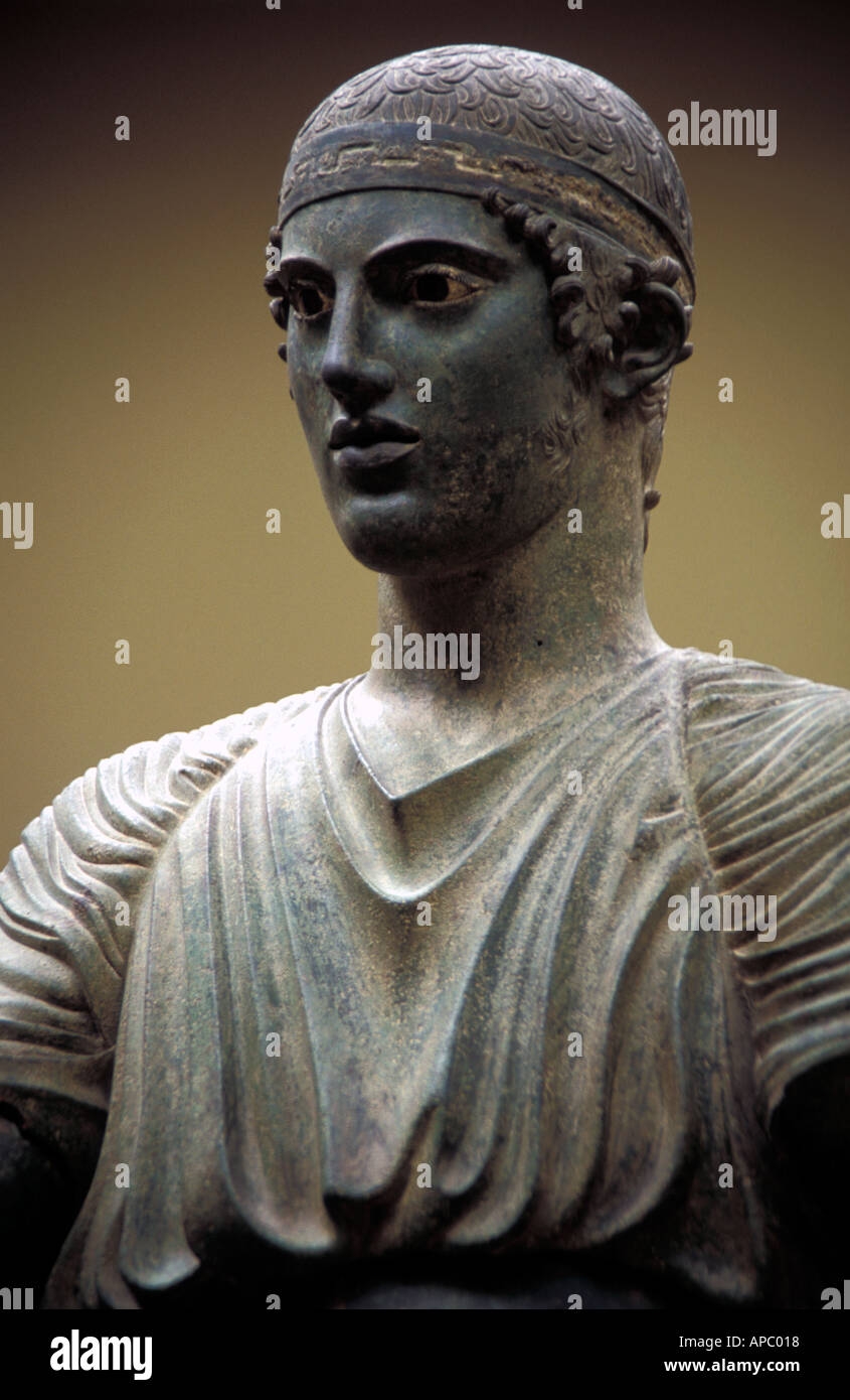 Charioteer hi-res stock photography and images - Alamy