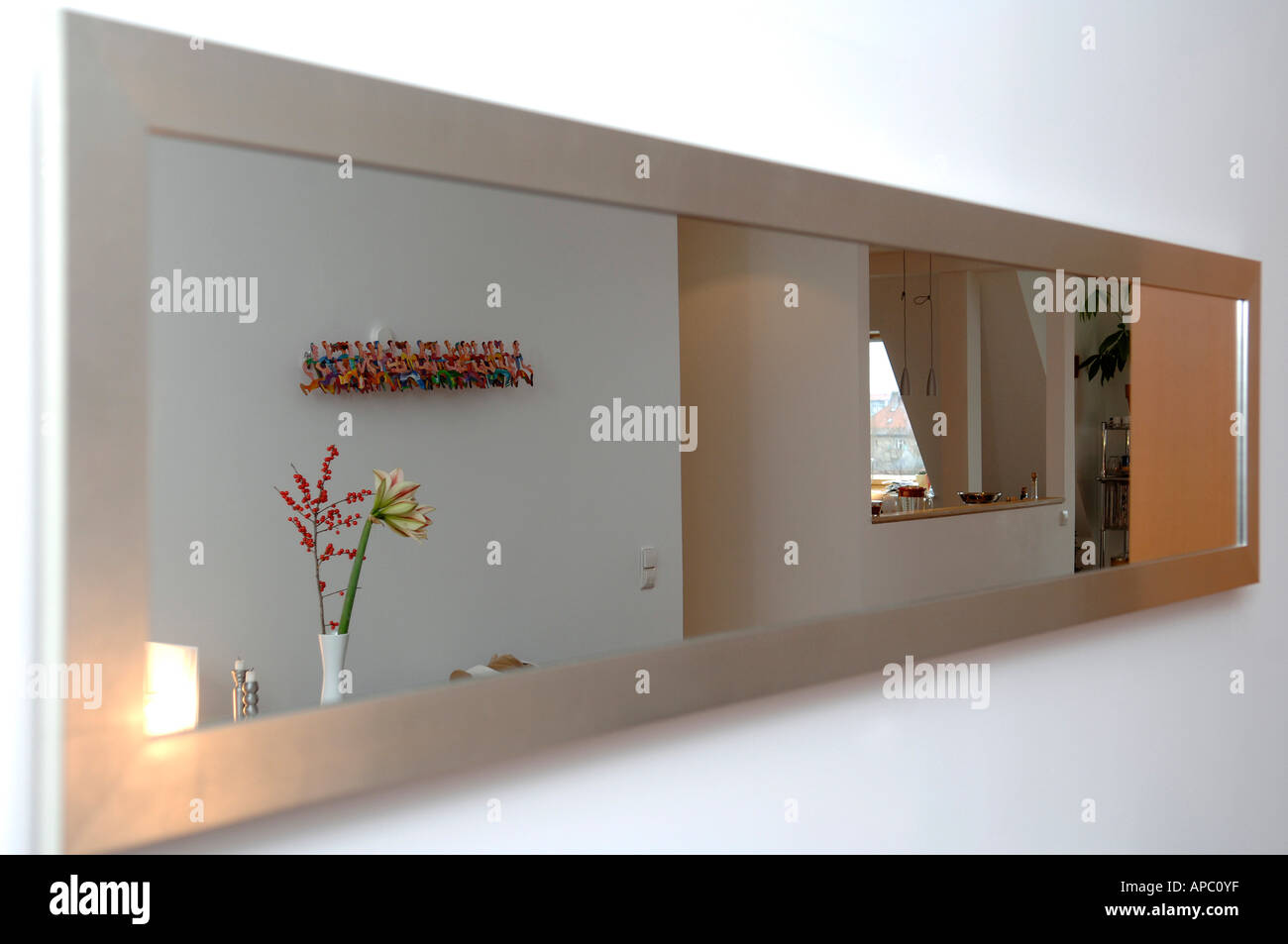 Very long mirror corridor hi-res stock photography and images - Alamy